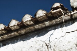 Warning Signs Your Roof May Be About to Collapse | Roofing Guide
